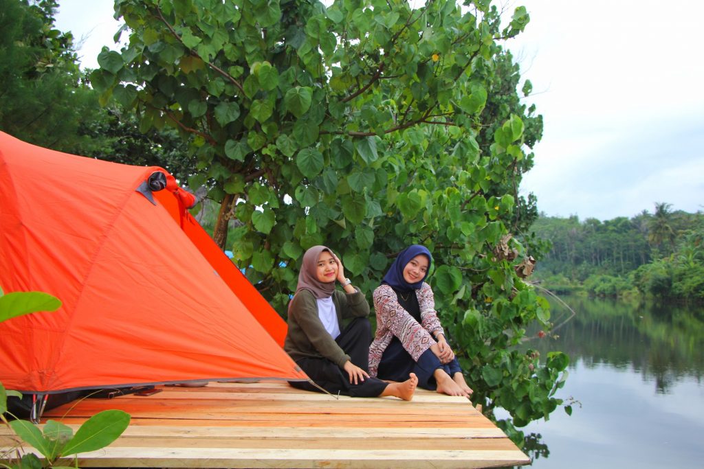 Paket Komplit Liburan di Ciwidig Camping Ground dari segi Fasilitas dan ...